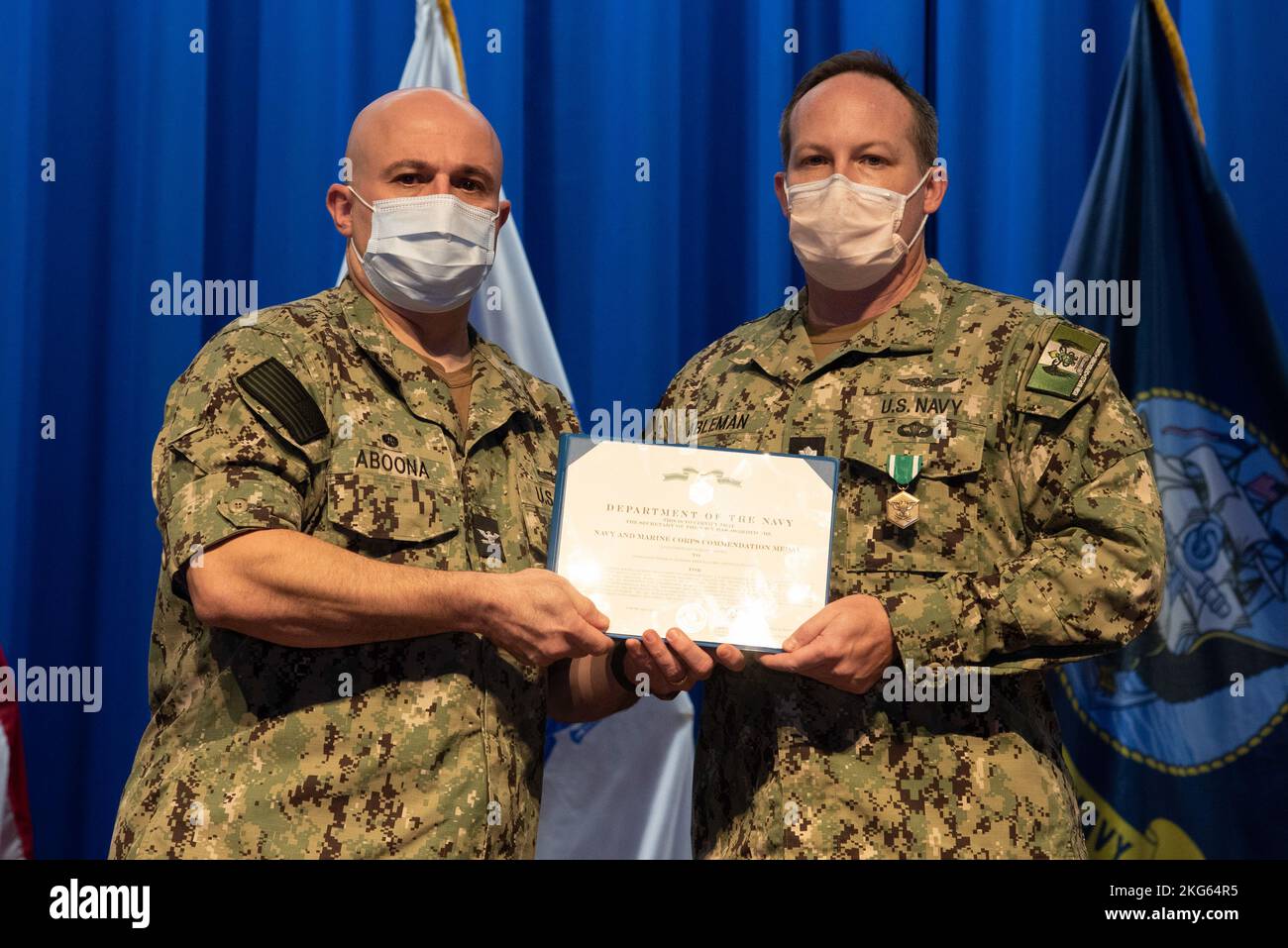 Cmdr. Thomas Ableman receives his Navy and Marine Corps Commendation ...
