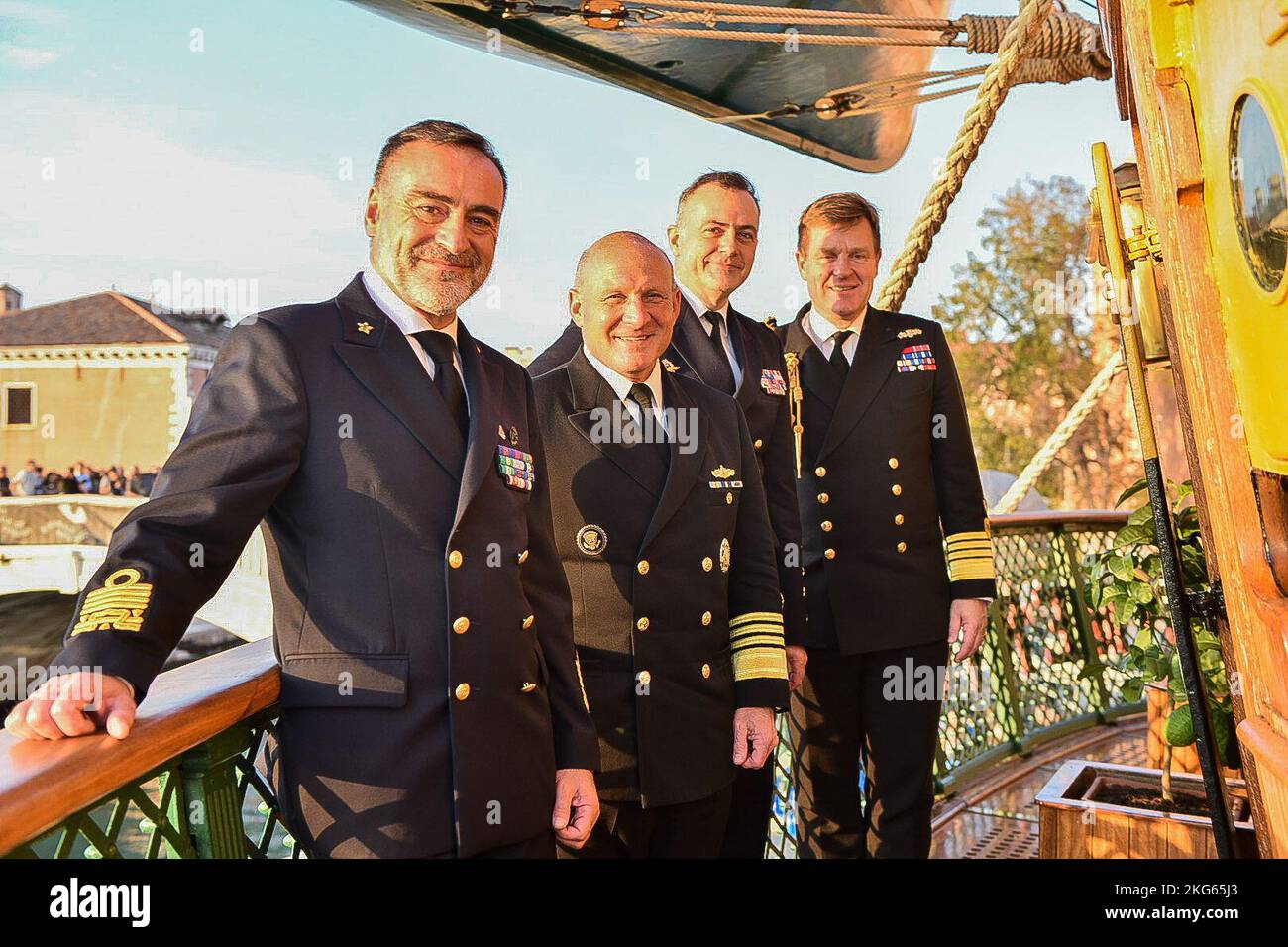From left chief naval operations hi-res stock photography and images ...