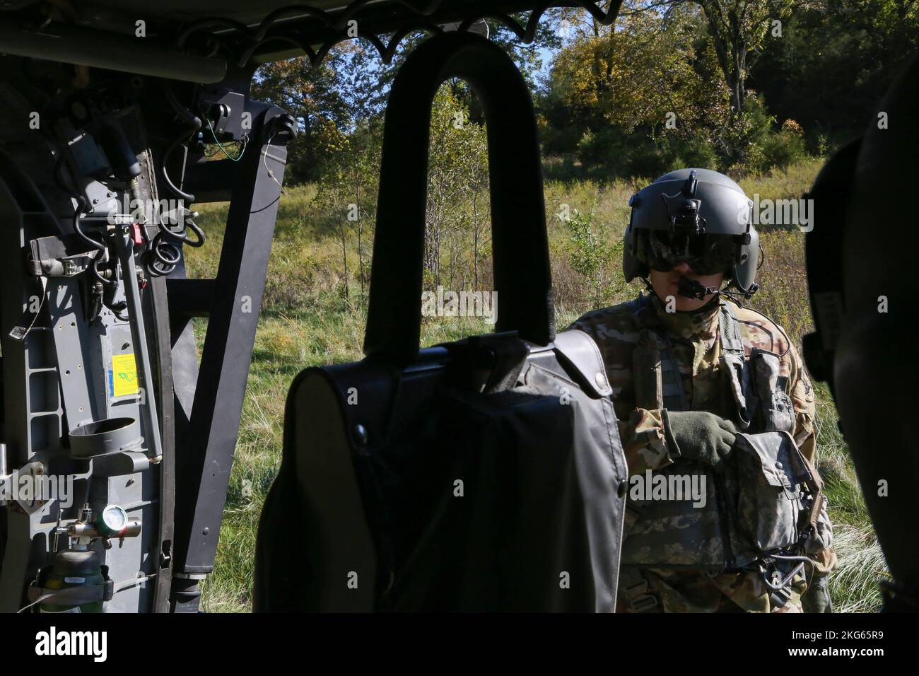 Joint training exercise with Det 2. 6 Co. 3/238th AVN MEDEVAC, Cox ...