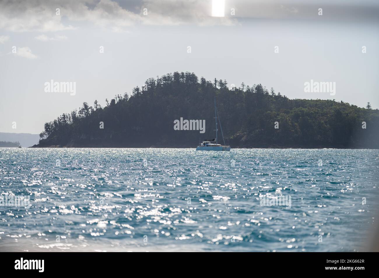 tropical islands and super yachts in queensland australia in spring ...