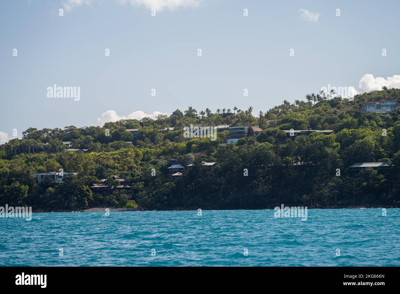 tropical islands and super yachts in queensland australia in spring ...