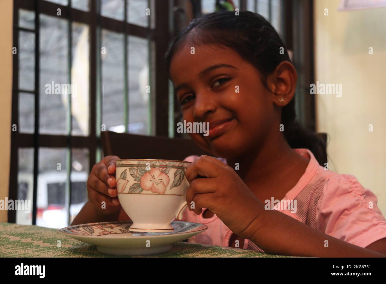 Sri Lankan People, Visit Sri Lanka Stock Photo - Alamy