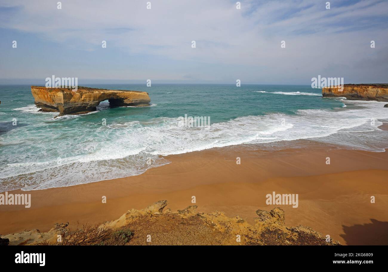 Arch coast sea erosion beach cliff hi-res stock photography and images ...