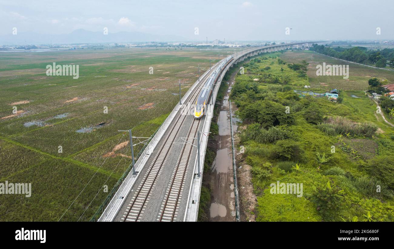 Jakarta bandung fast train hi-res stock photography and images - Alamy