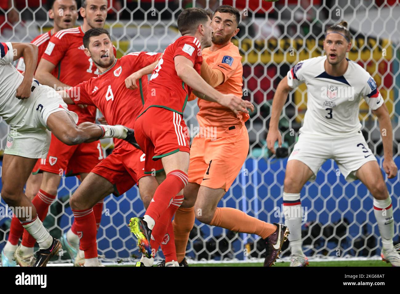 Fussball usa wales hi-res stock photography and images - Alamy
