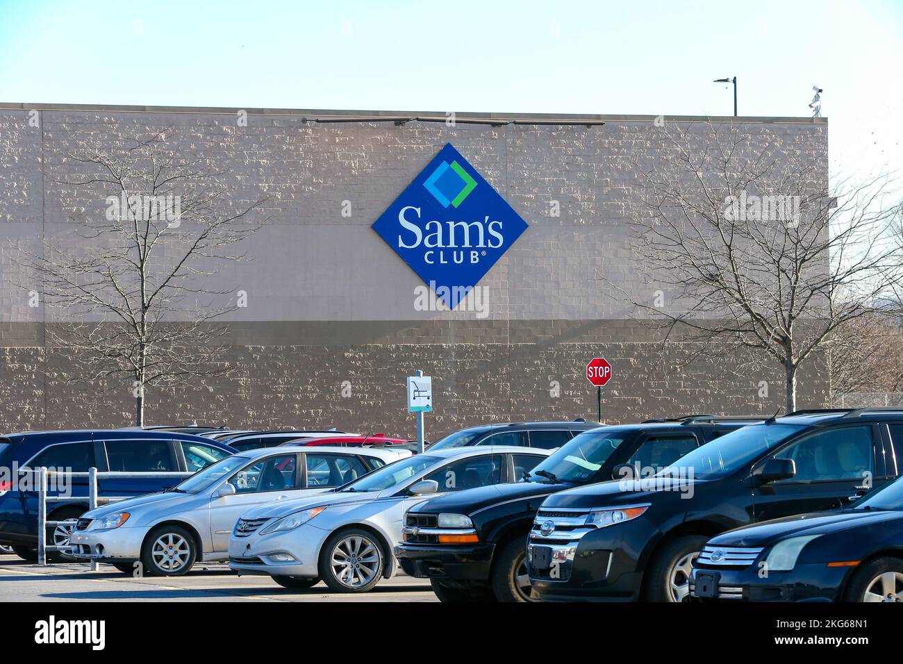 Muncy, United States. 21st Nov, 2022. An exterior view of a Sam's Club ...