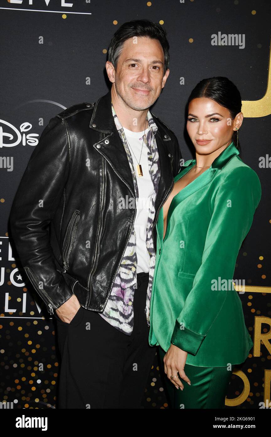 Los Angeles, California, USA. 20th Nov, 2022. (L-R) Steve Kazee and ...