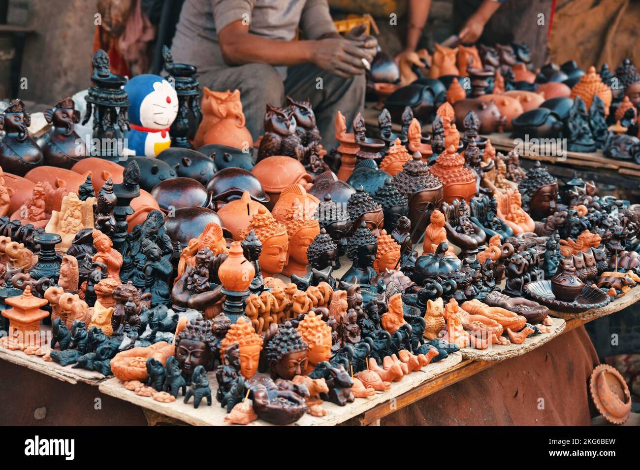 Travel pottery nepal hi-res stock photography and images - Alamy