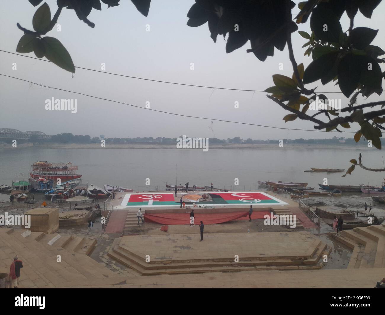 Varanasi, Uttar Pradesh, India. 21st Nov, 2022. Samajwadi party workers ...