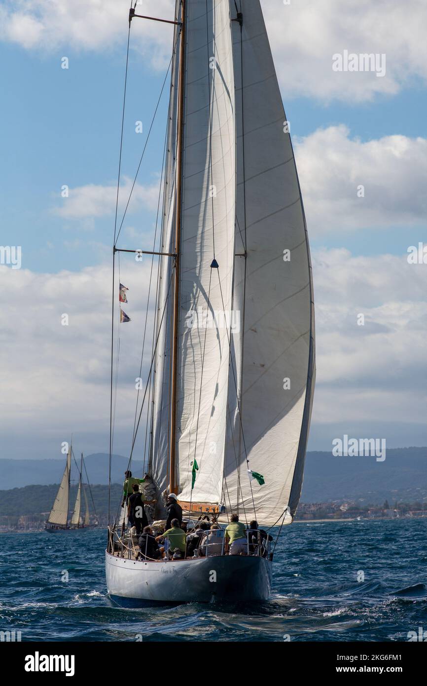 Sailboat racing during les Voiles de Saint-Tropez Stock Photo - Alamy