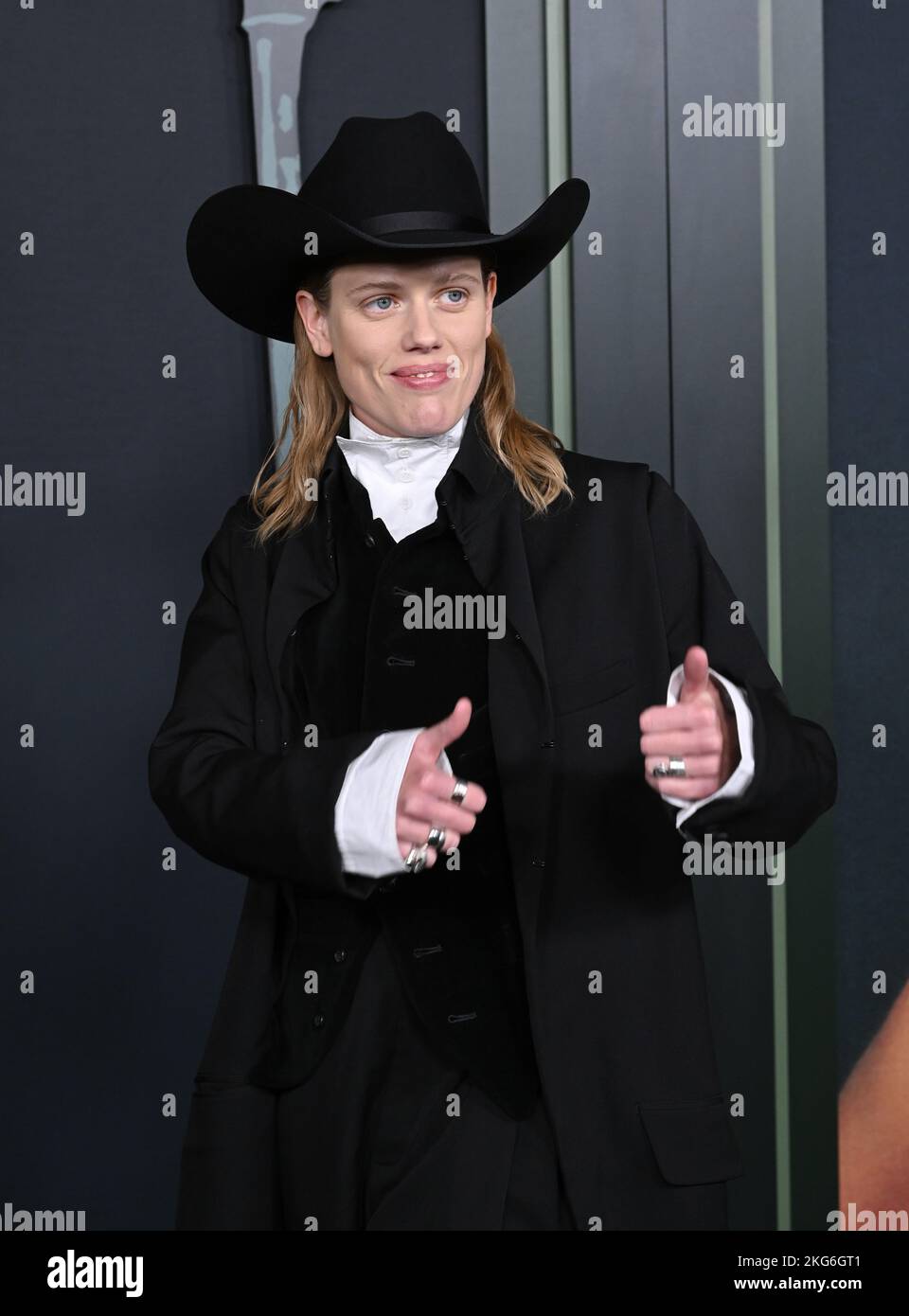 Los Angeles, USA. 21st Nov, 2022. Kelly McCormack at the premiere for ...