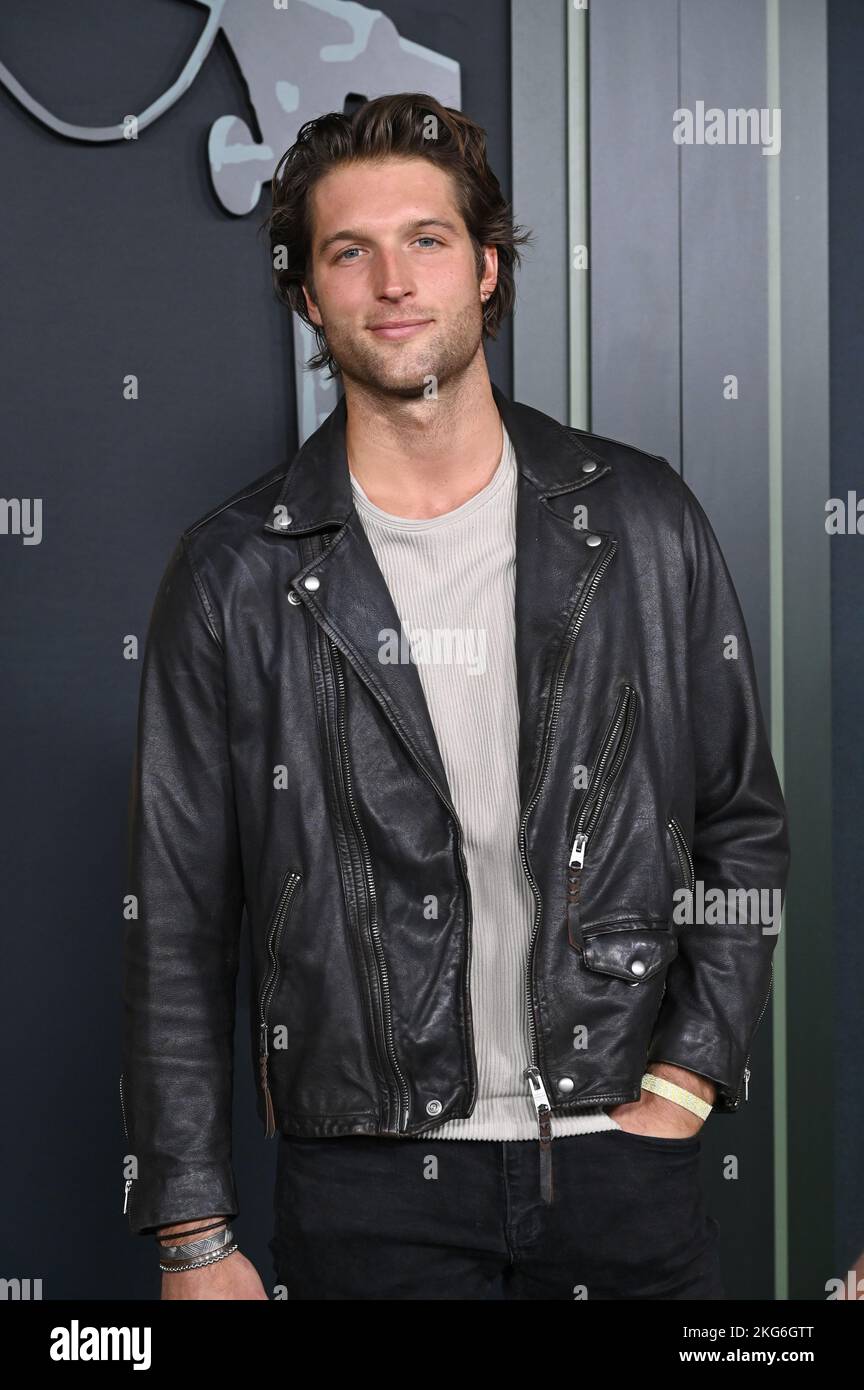Los Angeles, USA. 21st Nov, 2022. Zak Steiner at the premiere for "George and Tammy" at the Goya ...