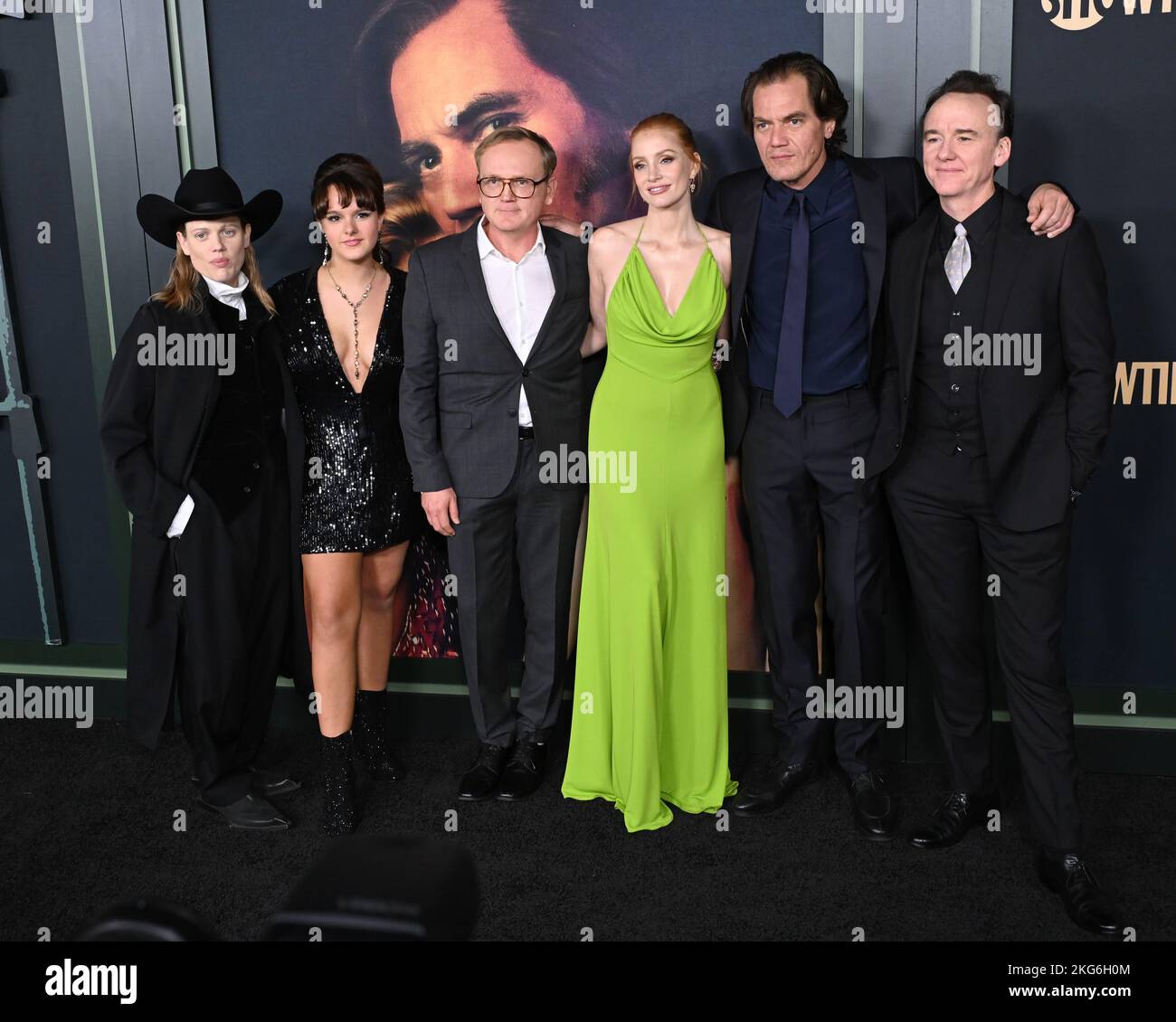 Los Angeles, USA. 21st Nov, 2022. Kelly McCormack, Vivie Myrick, Pat ...