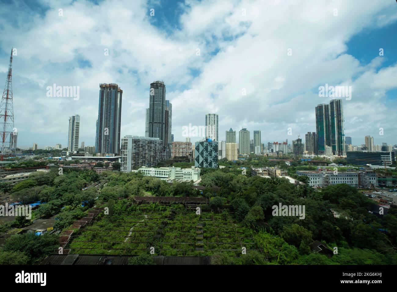 India large city skyline hi-res stock photography and images - Alamy