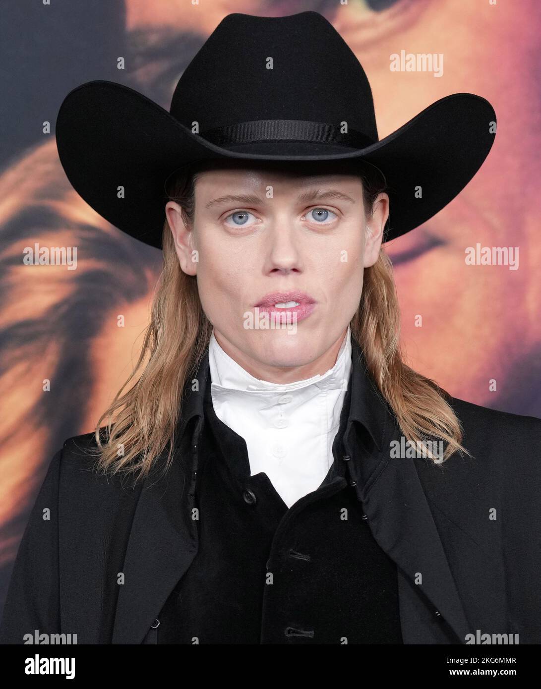 Kelly McCormack arrives at the Showtime's GEORGE & TAMMY Premiere held ...