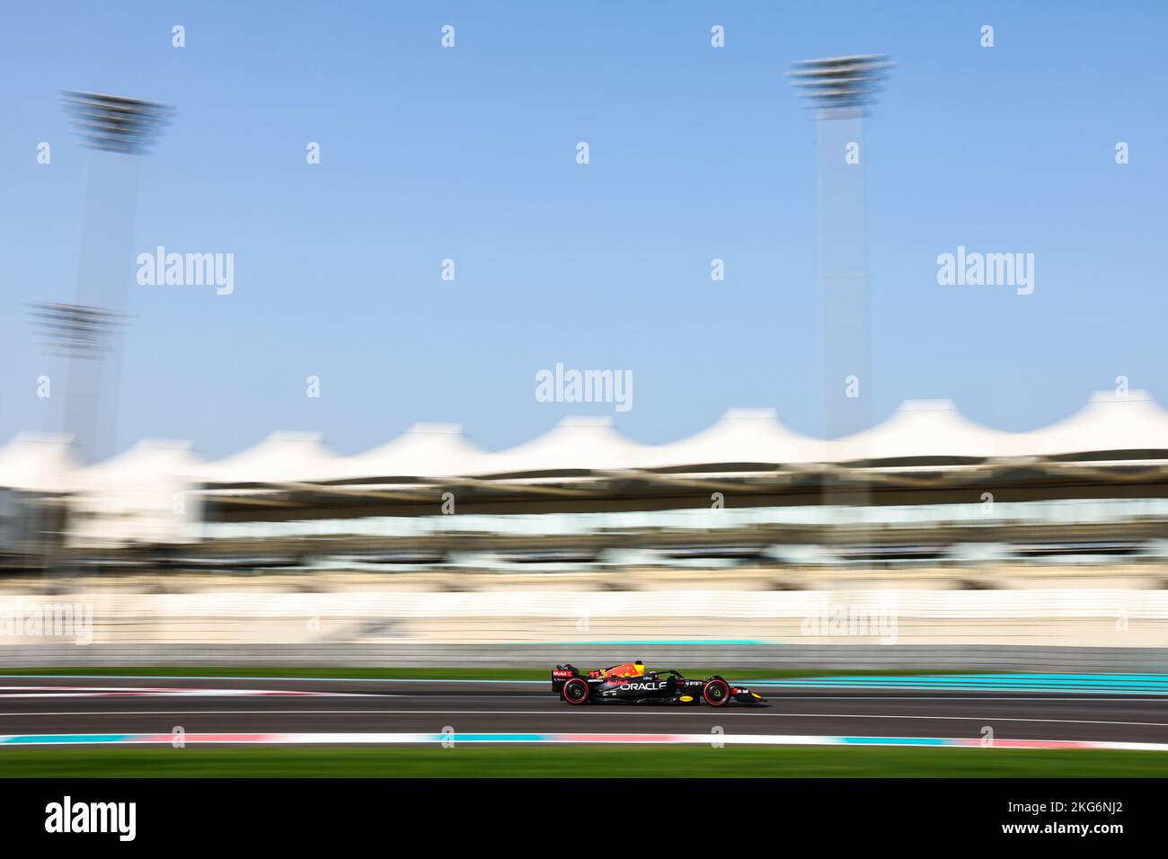 Rb18 2022 abu dhabi hi-res stock photography and images - Alamy
