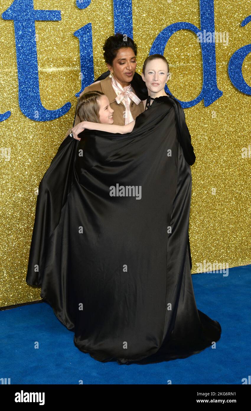 Photo Must Be Credited ©Alpha Press 078237 21/11/2022 Alisha Weir ...