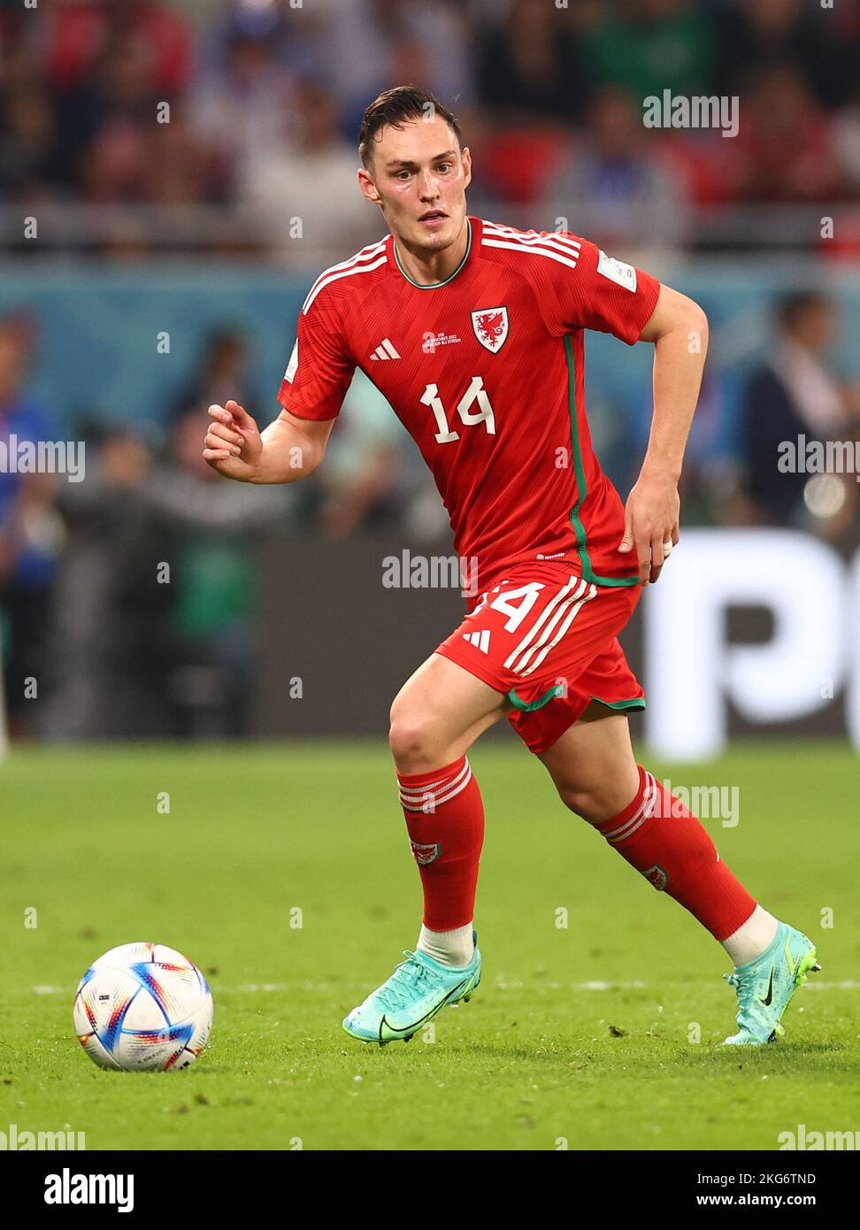 Usa v wales qatar world cup 2022 hi-res stock photography and images ...