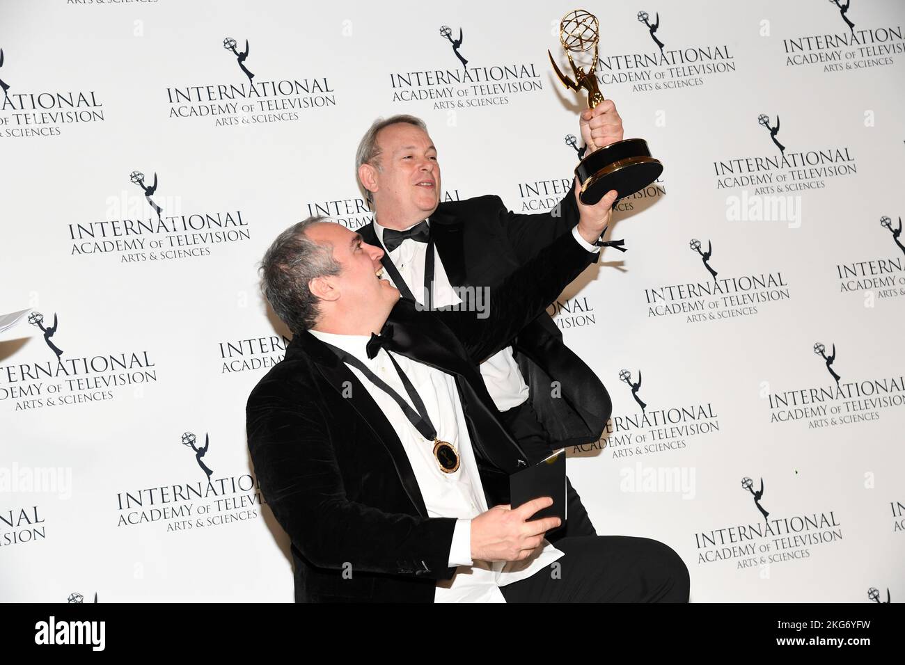 New York, USA. 21st Nov, 2022. Winner in Drama Series for "Vigil", Jake ...