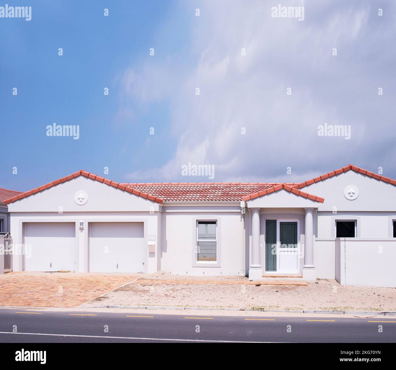 Almost home house hi-res stock photography and images - Alamy