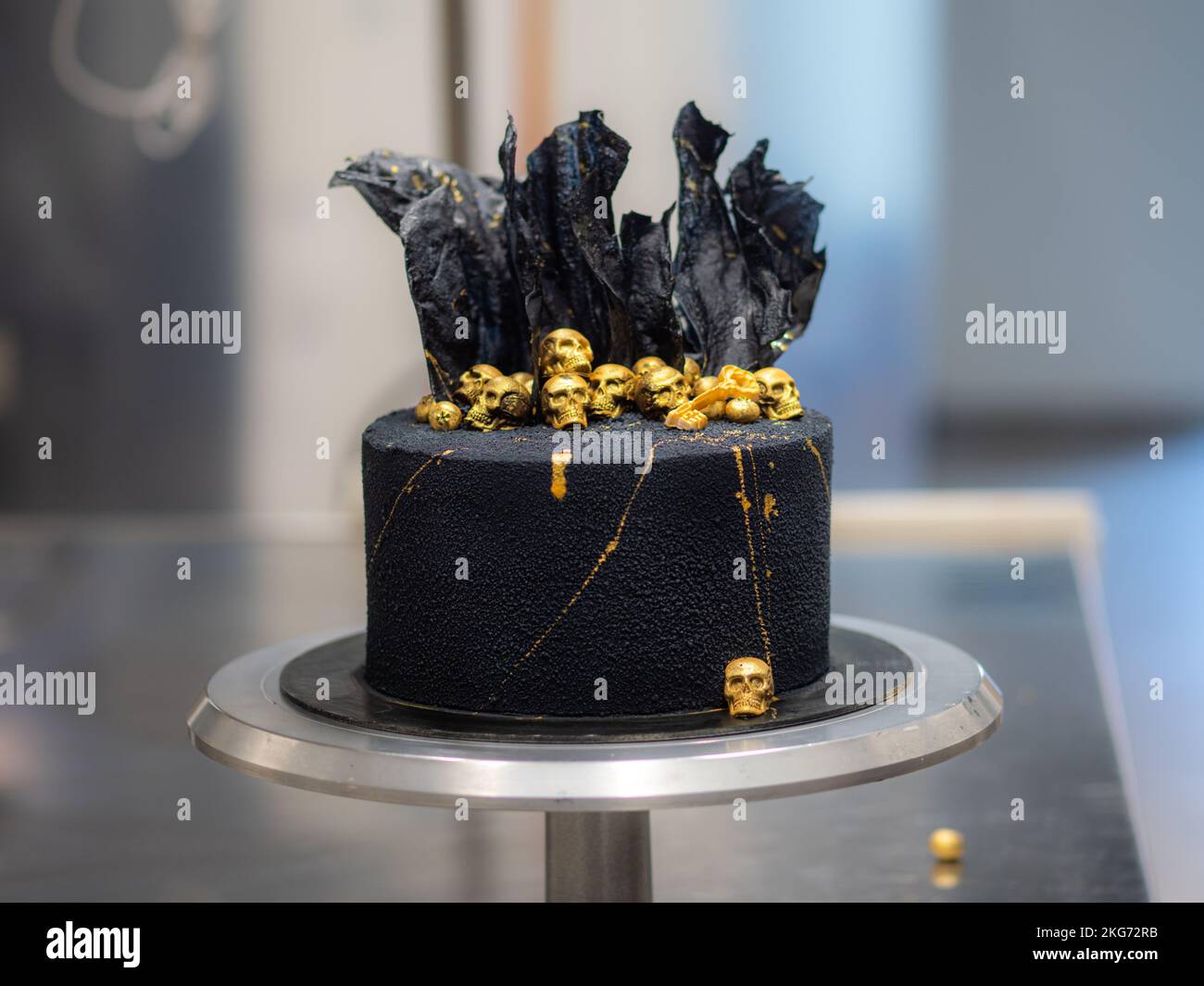 pastry chef finishing horror black muertos birthday cake decorating ...