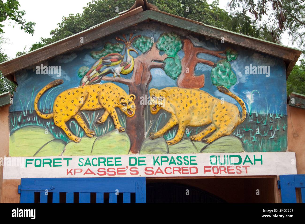 Entrance tol Kpasse Sacred Forest, Ouidah, Benin Stock Photo - Alamy