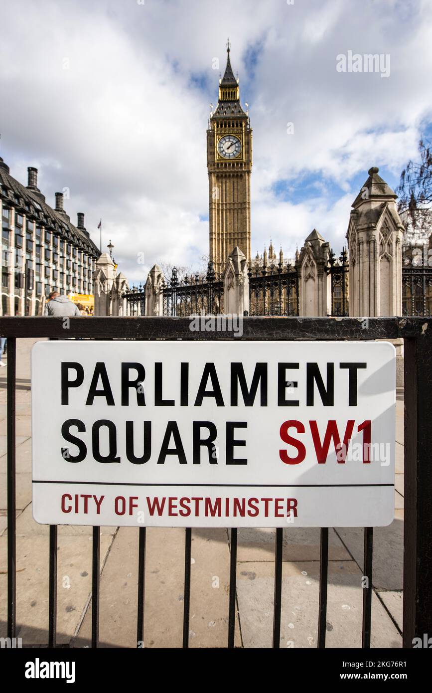 Street sign parliament square london hi-res stock photography and ...