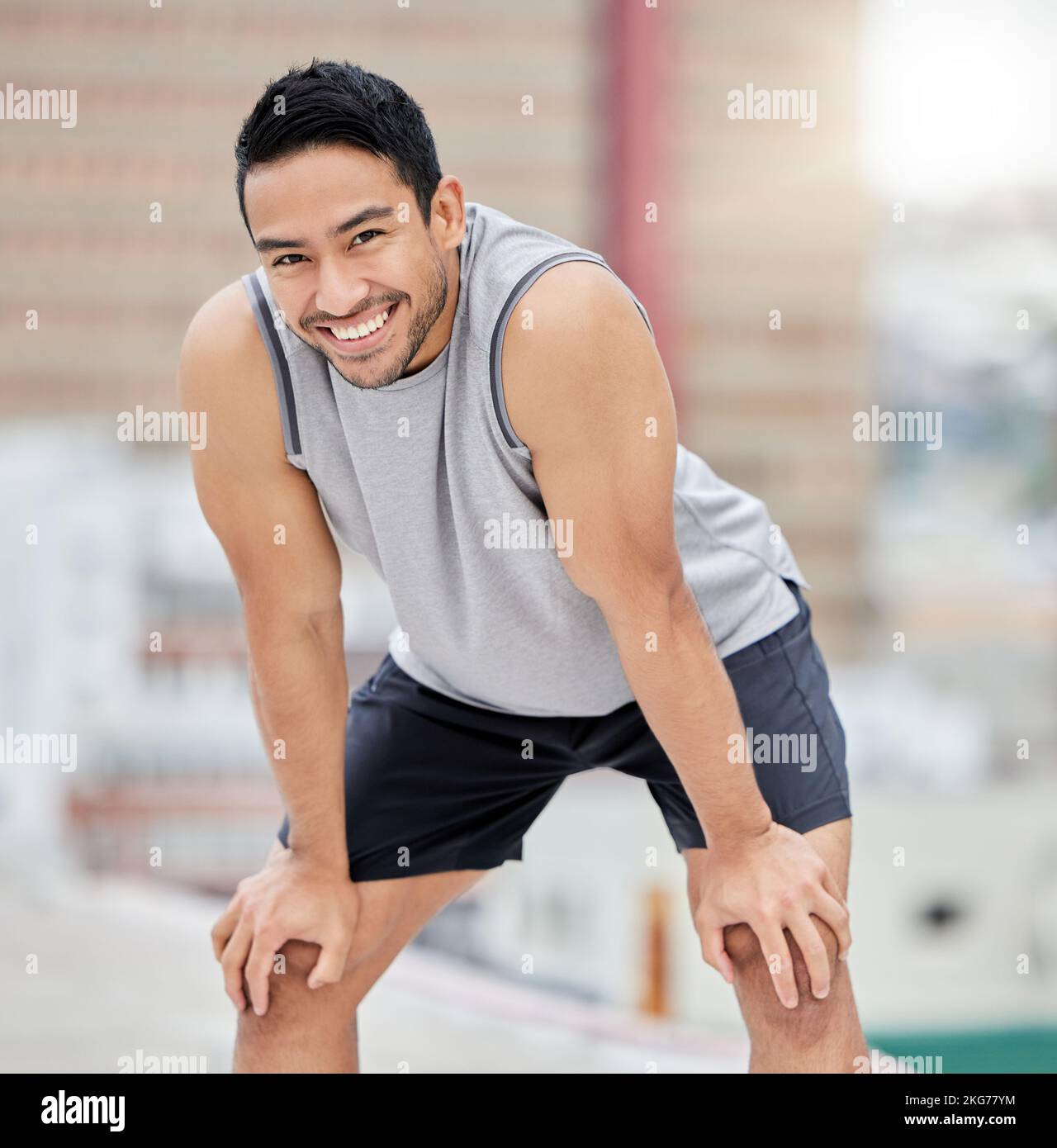 Man running after train hi-res stock photography and images - Alamy