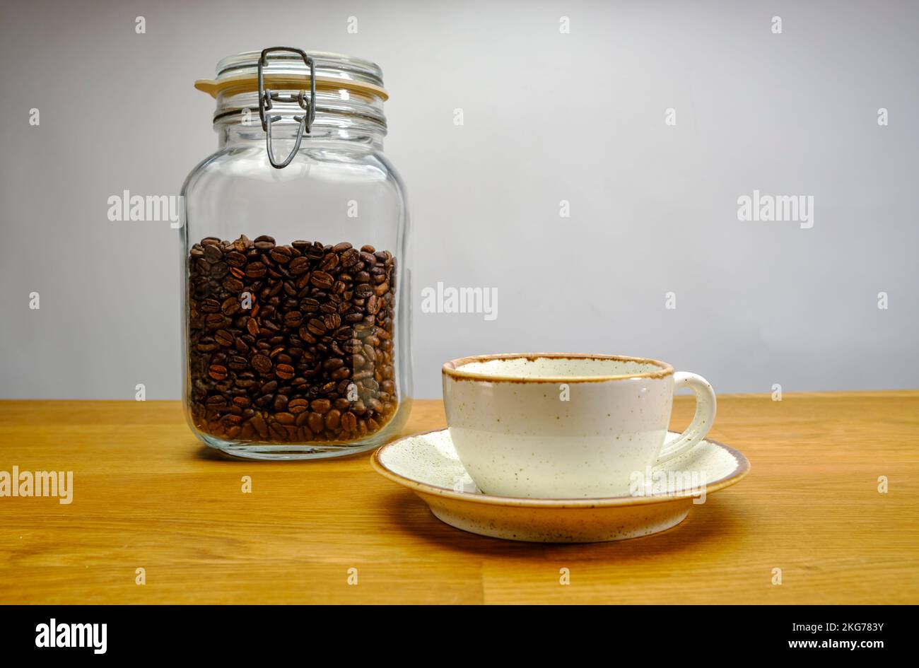 Fresh coffee beans, creative coffee presentations, beverage and ...
