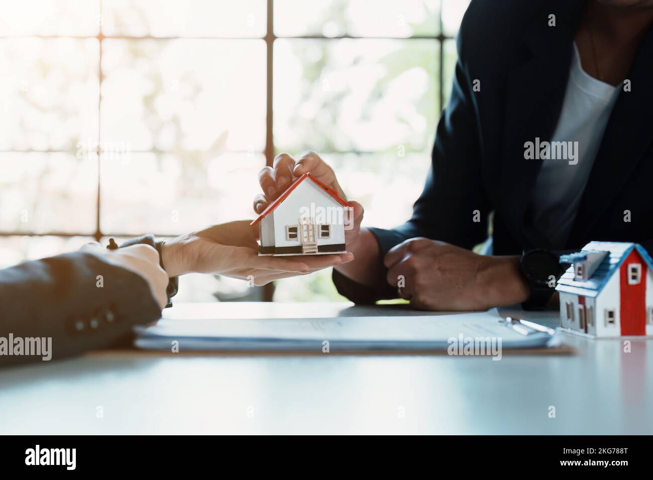 Guarantee, mortgage, agreement, contract, sign, real estate agent ...