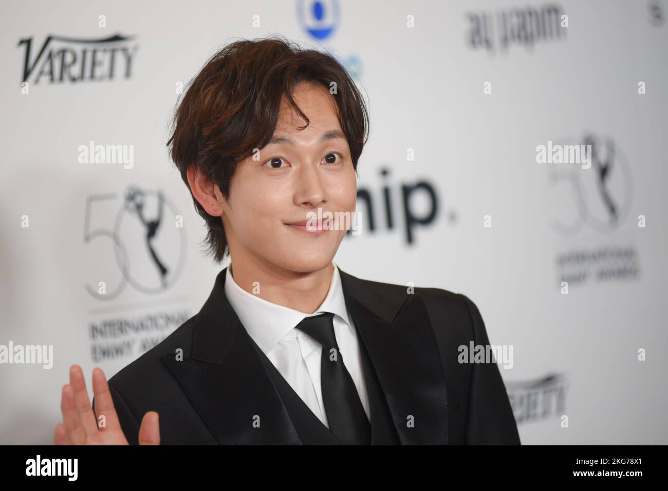 New York, USA. 21st Nov, 2022. Yim Siwan walking the red carpet at the ...