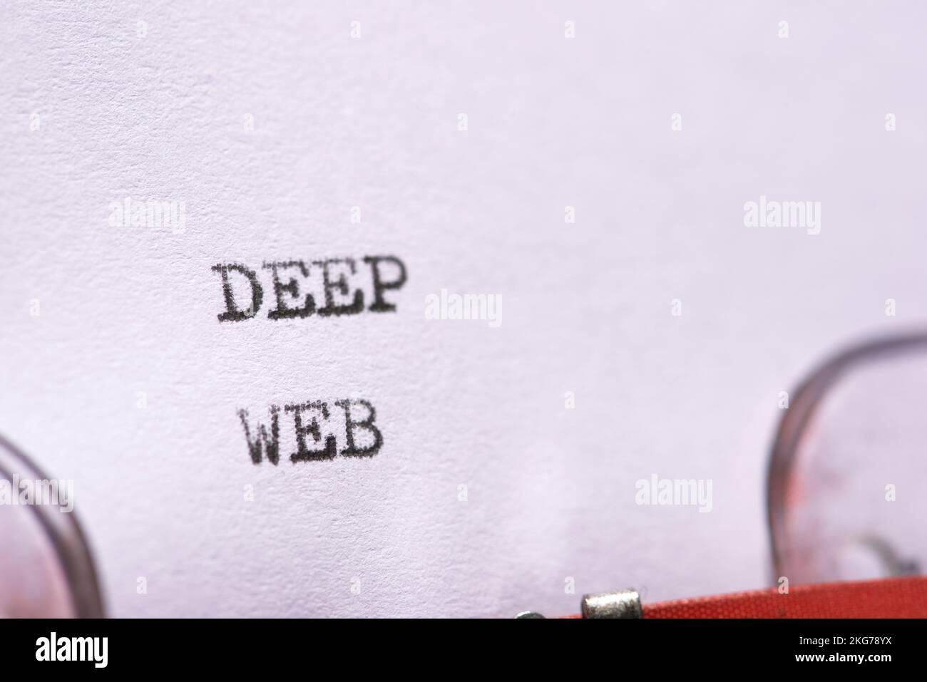 Deep web phrase written with a typewriter Stock Photo - Alamy