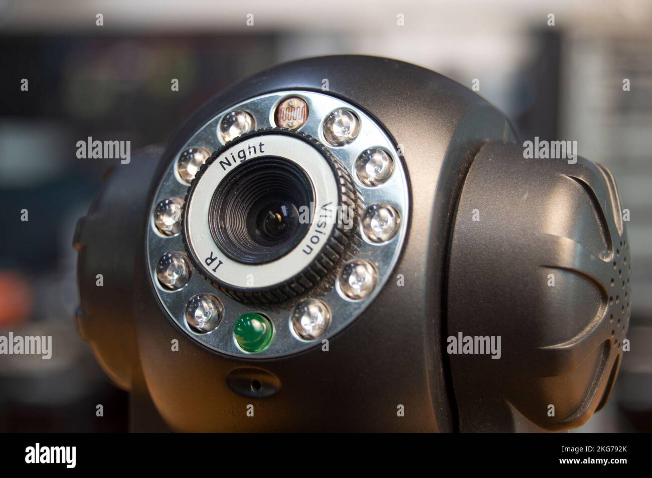 Security camera install hi-res stock photography and images - Alamy