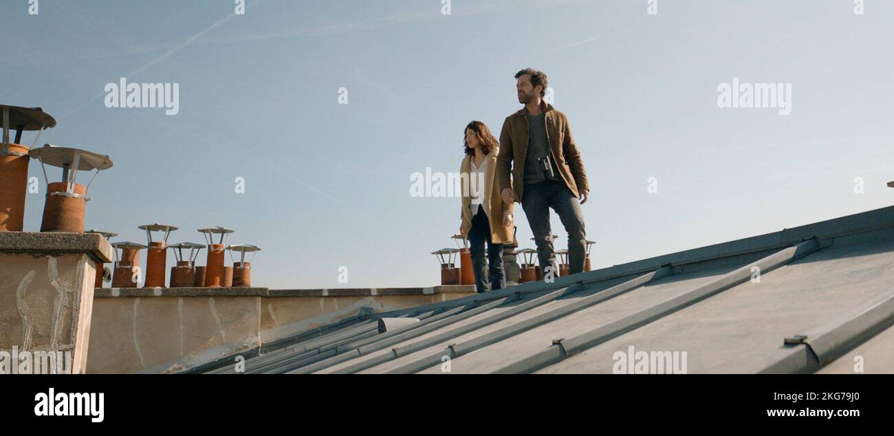 Dans la Brume Year : 2018 France Director : Daniel Roby Romain Duris ...