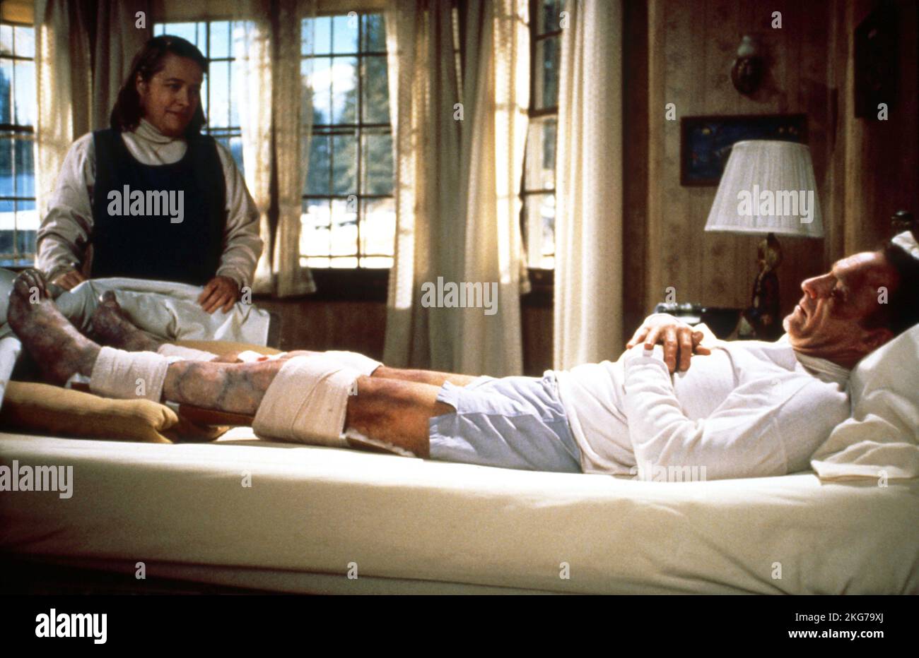 Misery Year : 1990 USA Director :Rob Reiner Kathy Bates, James Caan ...