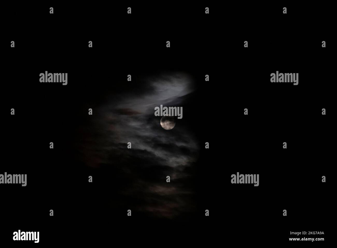 Full moon behind clouds night hi-res stock photography and images - Alamy