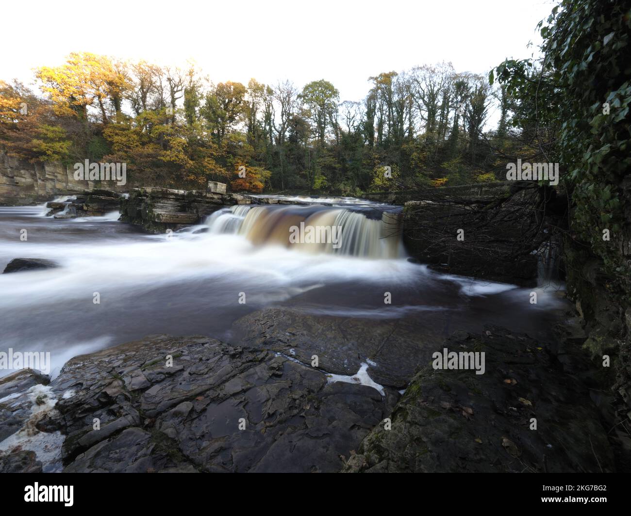 River swale richmond waterfall hi-res stock photography and images - Alamy
