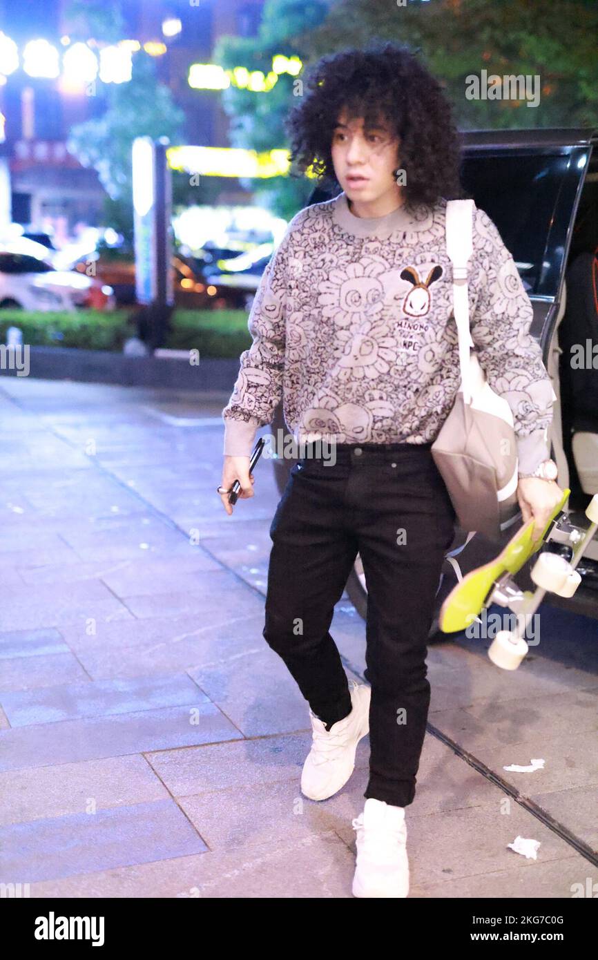 Hong Kong singer Mike Tsang during the recording of Chinese singing ...