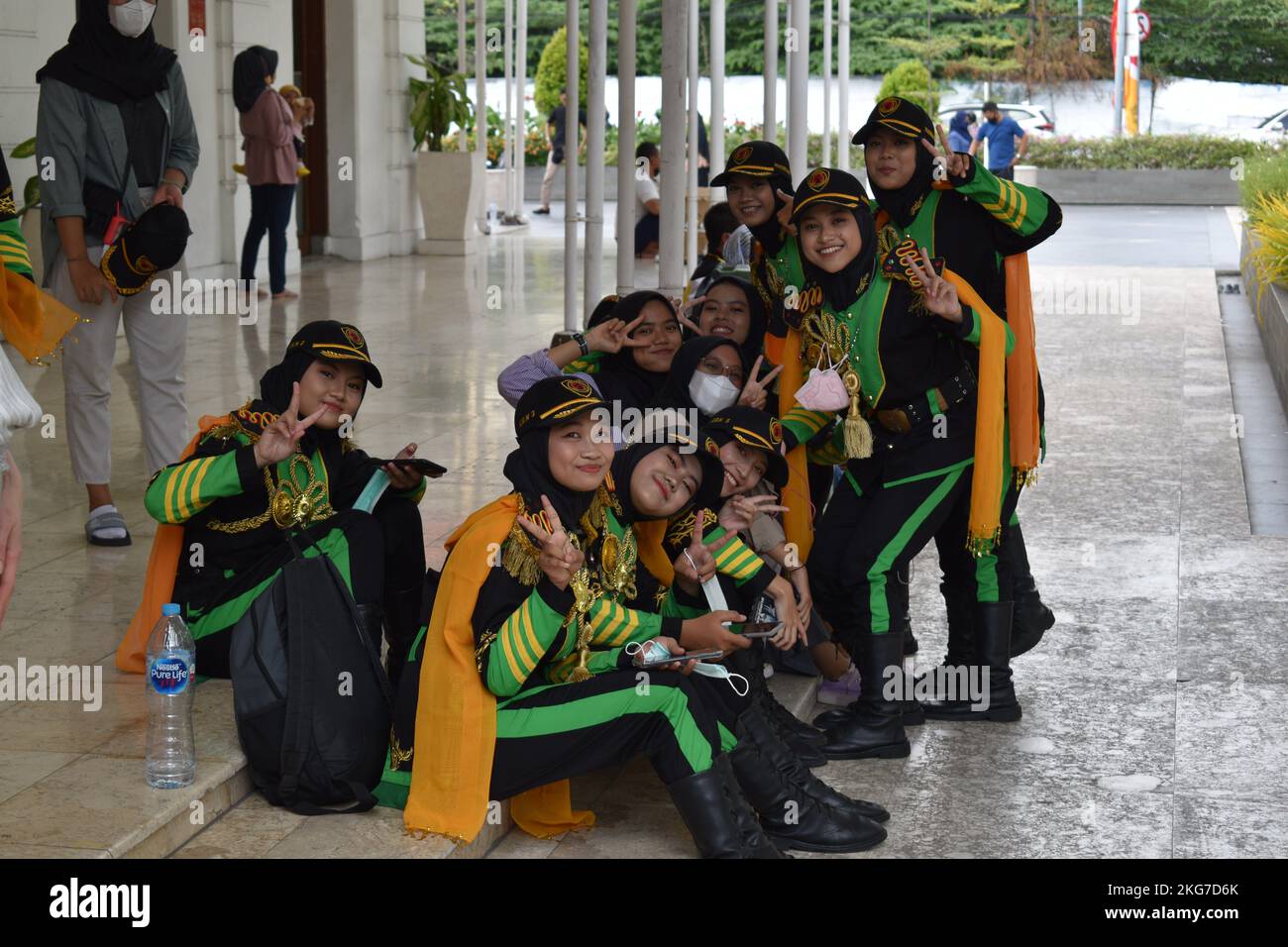 Indonesian school uniform hi-res stock photography and images - Alamy