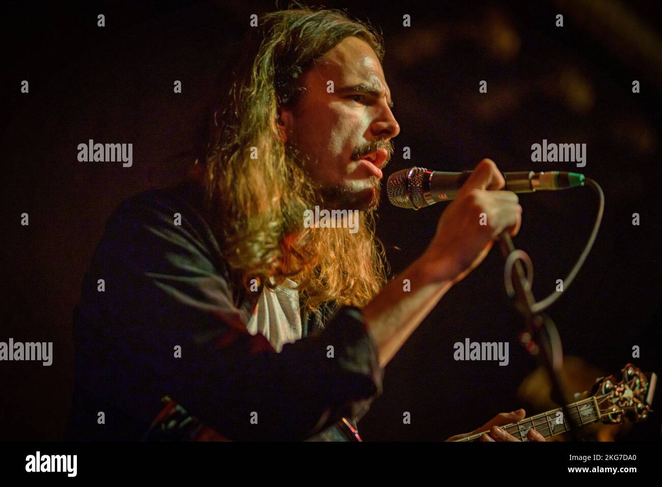 Edinburgh, Scotland. Mon 21 November 2022. Folk band The Trials of Cato ...