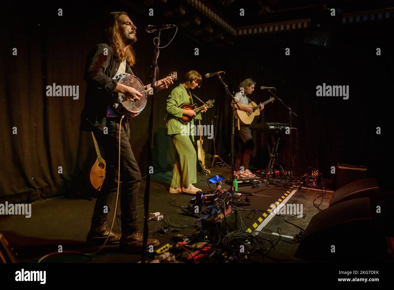 Edinburgh, Scotland. Mon 21 November 2022. Folk band The Trials of Cato ...