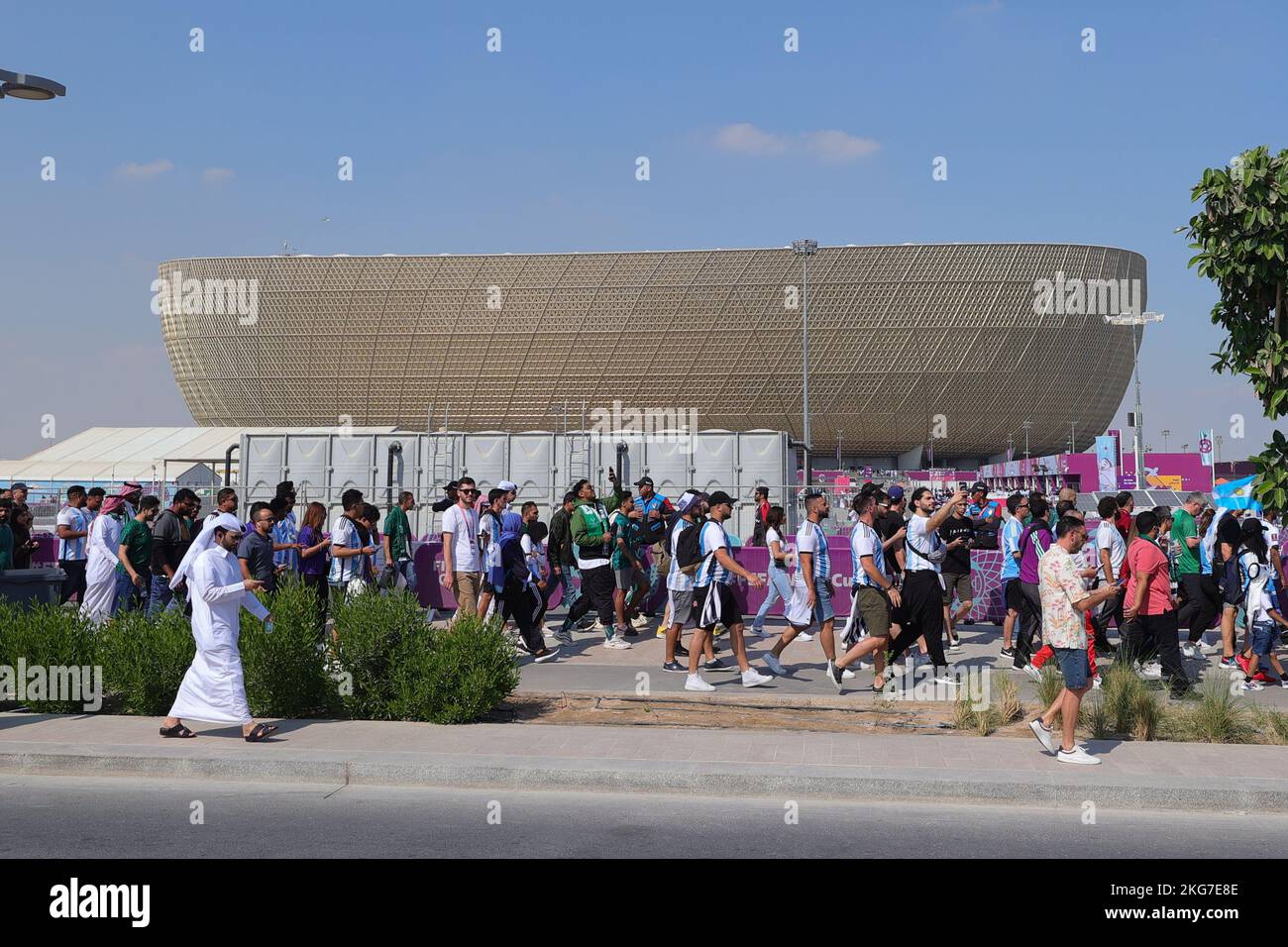 Lusail, Qatar. 22nd Nov, 2022. Fans arriving during the FIFA World Cup ...