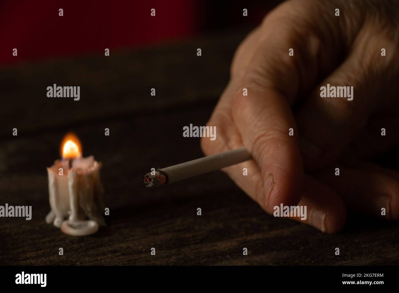 Hand holding candle home hi-res stock photography and images - Alamy