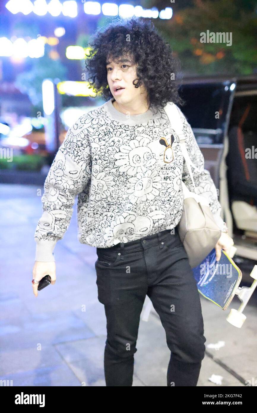 Hong Kong singer Mike Tsang during the recording of Chinese singing ...