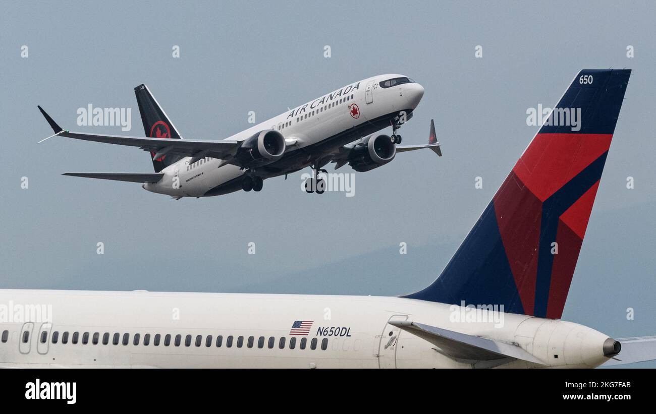 Richmond, British Columbia, Canada. 21st Nov, 2022. An Air Canada ...