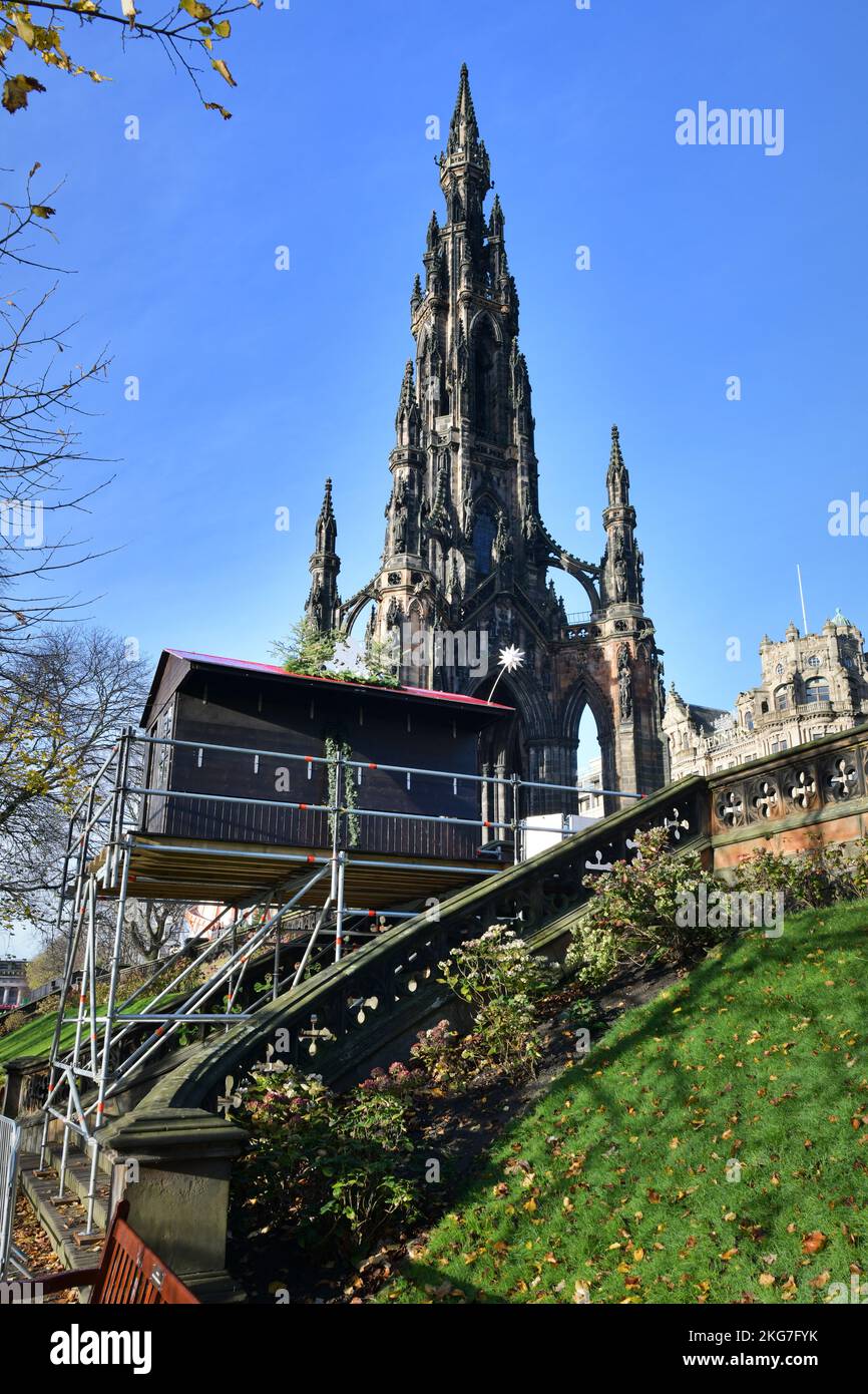 Edinburgh Scotland, UK 21 November 2022. Temporary Edinburgh Christmas ...