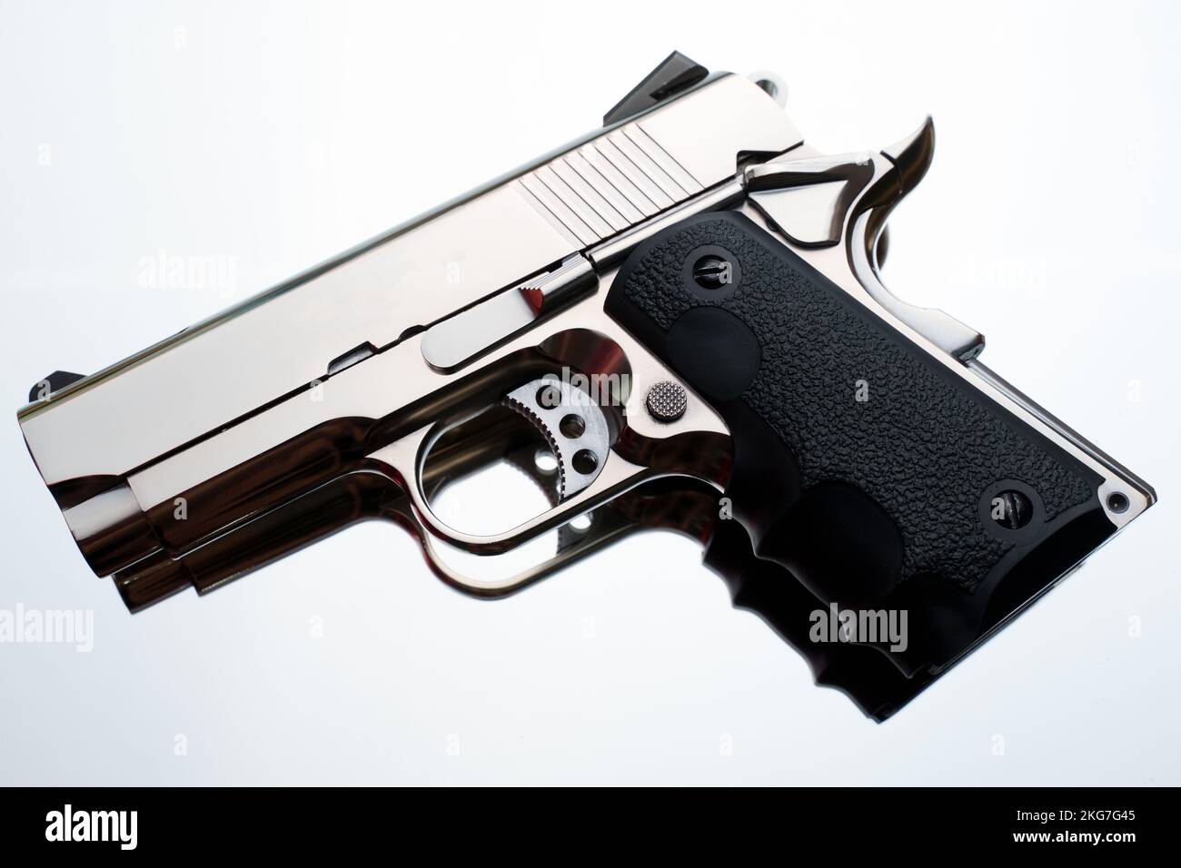 Silver pistol hi-res stock photography and images - Alamy