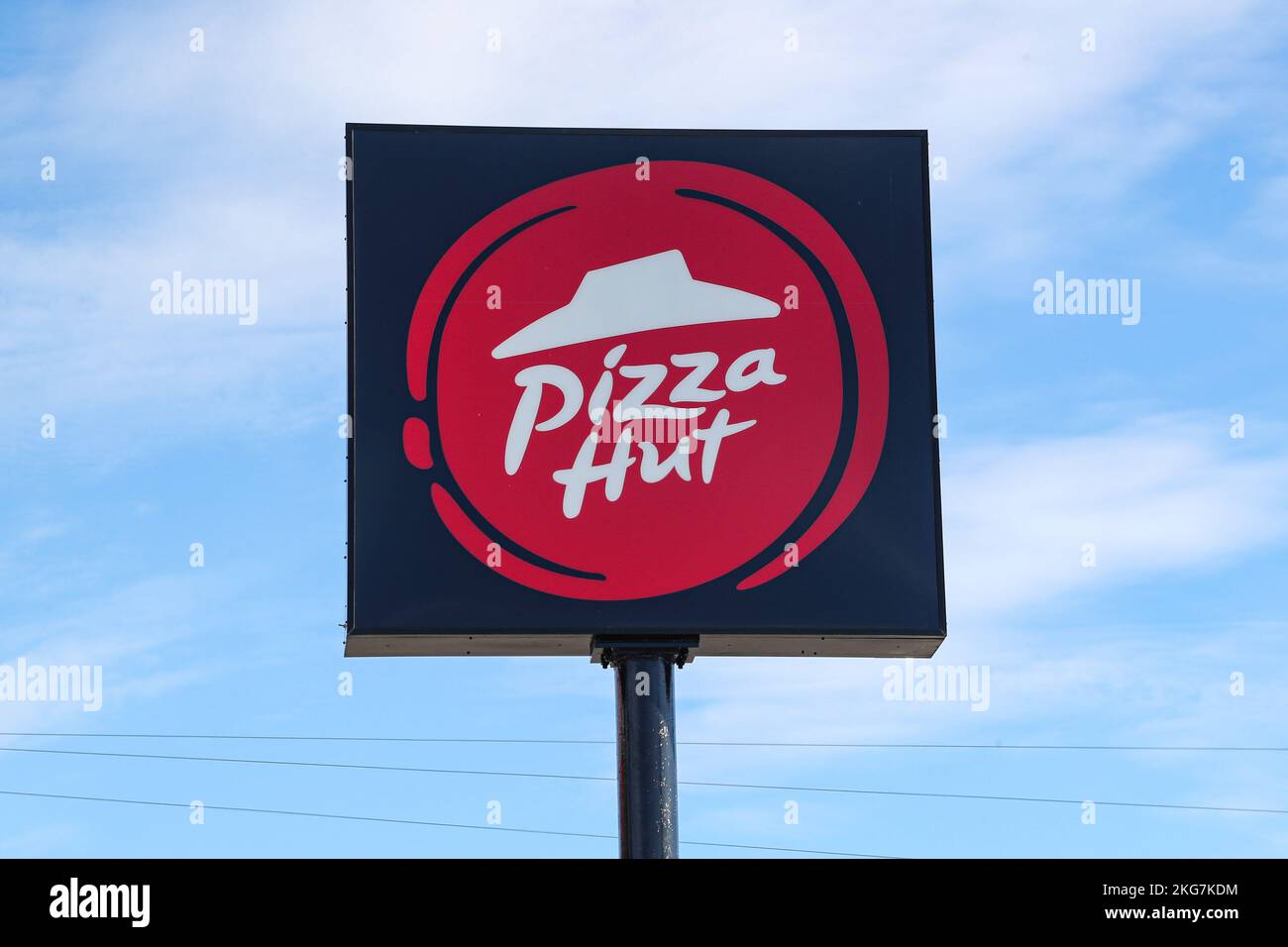 Pizza hut logo hi-res stock photography and images - Alamy