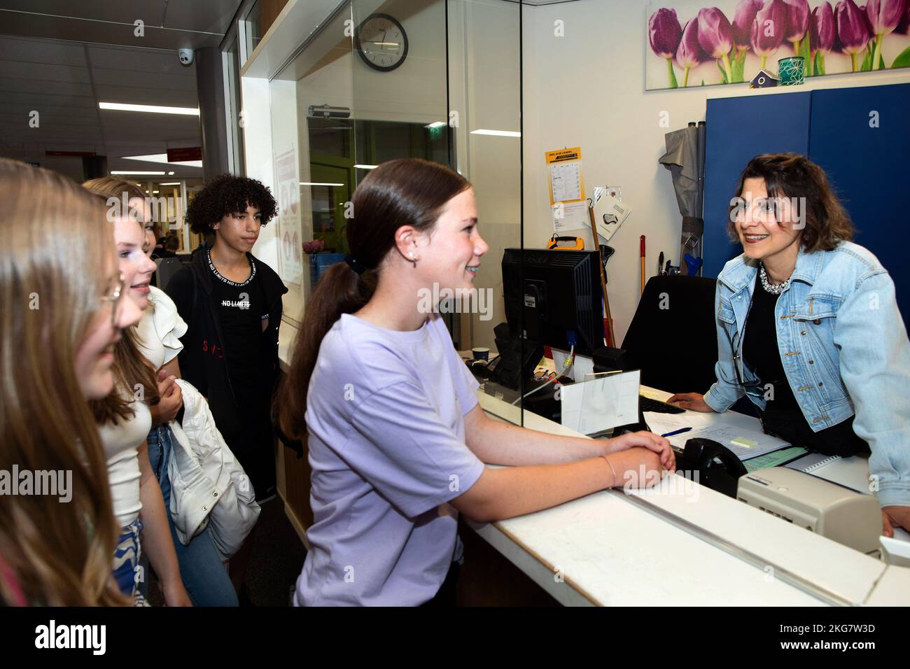 Schoolcongierge hi-res stock photography and images - Alamy