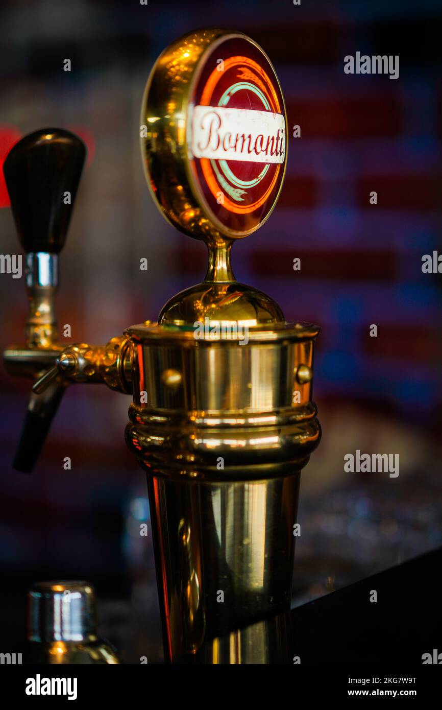Beer faucet, Beer dispenser Stock Photo - Alamy